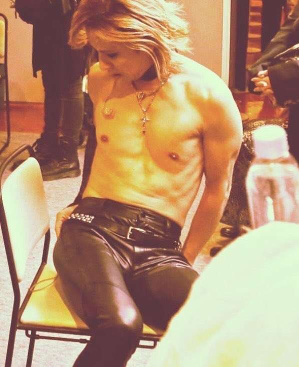 DAIGO、「神が、異次元のライブをしてた…」HYDEとのライブ中のツーショットに興奮 | ガールズちゃんねる - Girls Channel