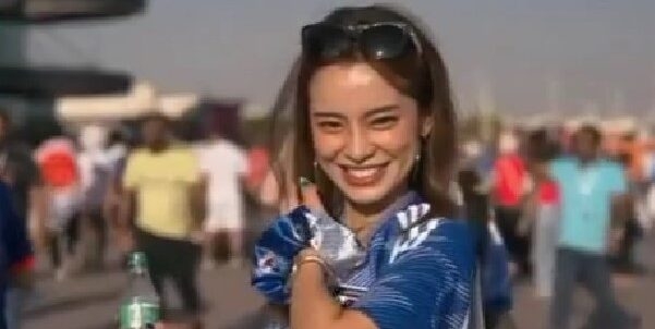 WBCで豊満な胸を露わにした姿で観戦したインフルエンサー・ゆいぱん、「TPOをわきまえろ」「野球ファンに失礼」と批判されるも懲りない露出っぷり | ガールズちゃんねる - Girls ...