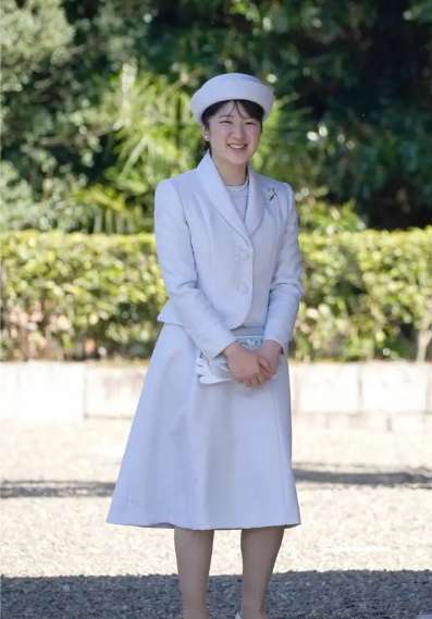 愛子さま大学卒業「一生の思い出」 オンライン授業の戸惑い “当たり前”の尊さ実感された対面授業や友人との交流 | ガールズちゃんねる ...