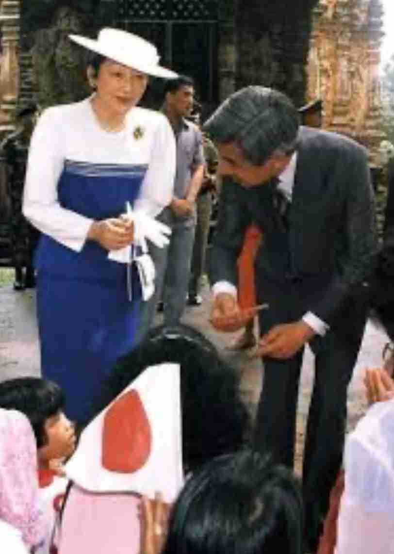 🥗微妙な衣装はアテクシしか似合いませんザマス👄 : ☆ガールズ訪問／皇室まとめ回顧録☆