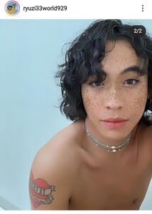 ryuchel、腕のタトゥー＆そばかす顔の最新ショットを披露「南国の王子様」「別人」 | ガールズちゃんねる - Girls Channel