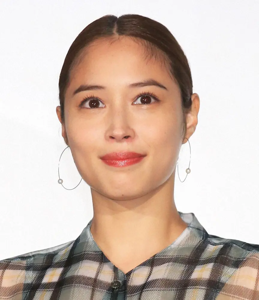 広瀬アリス「ENGEIグランドスラム」でも代役MC 松岡茉優の体調不良で R-1に続き生番組4時間 | ガールズちゃんねる - Girls Channel