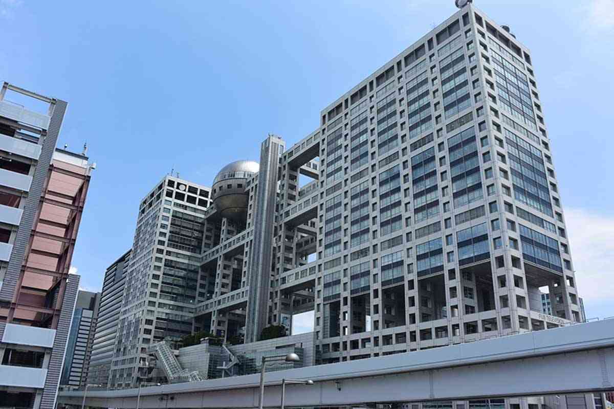 記事訂正した週刊文春、最新号で「中居正広・フジ問題」15ページ展開…中居氏が女性を自宅に誘った状況も記述 | ガールズちゃんねる ...