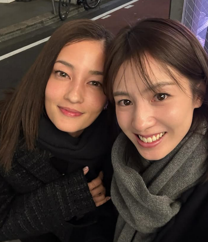 宮内ひとみが〝先輩〟黒木メイサとのツーショット公開「綺麗すぎてビビる！！」 | ガールズちゃんねる - Girls Channel