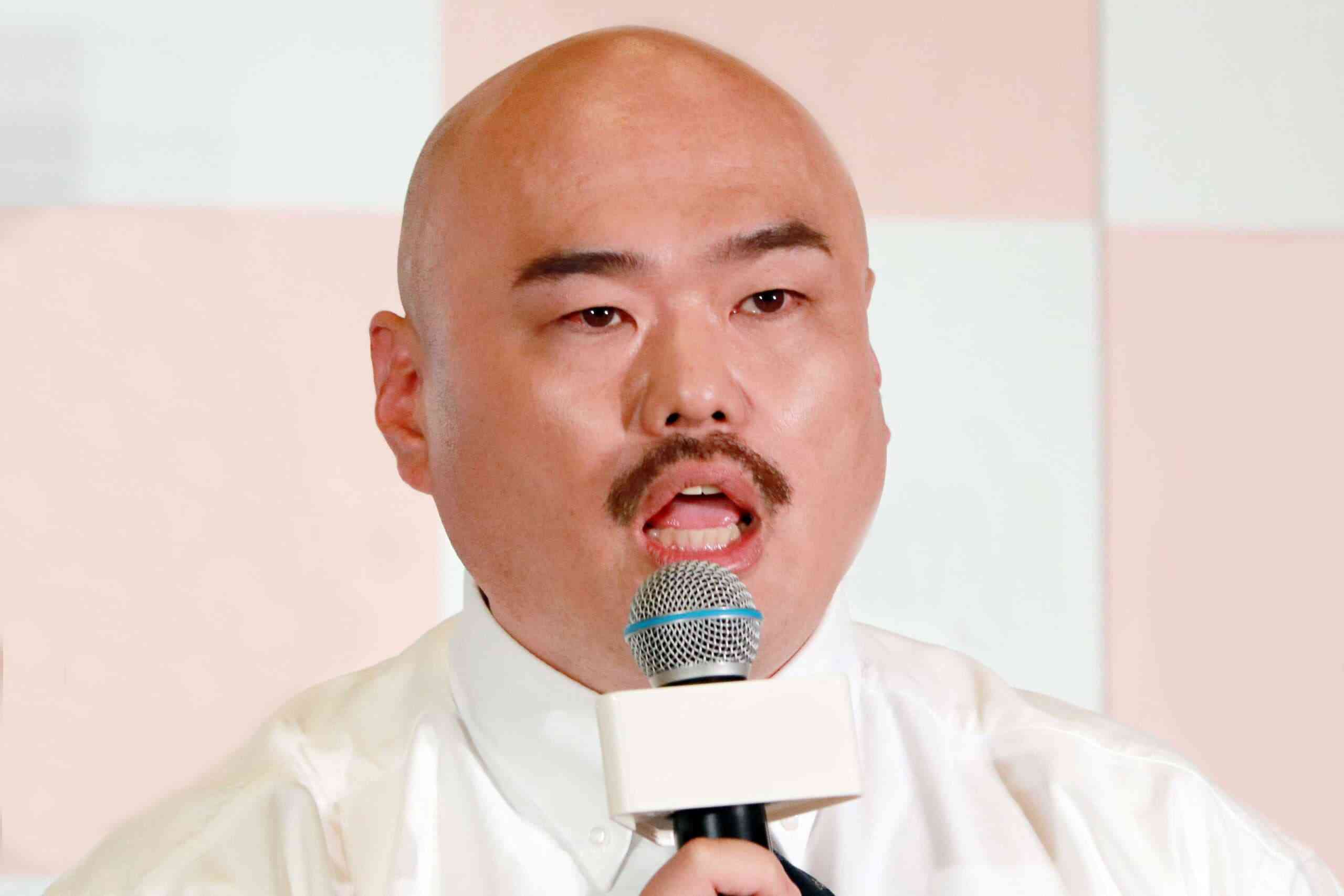 クロちゃん、亡き父をネタにした『水ダウ』企画に賛否も… 母から予想外のLINE「親孝行できた」 | ガールズちゃんねる - Girls ...